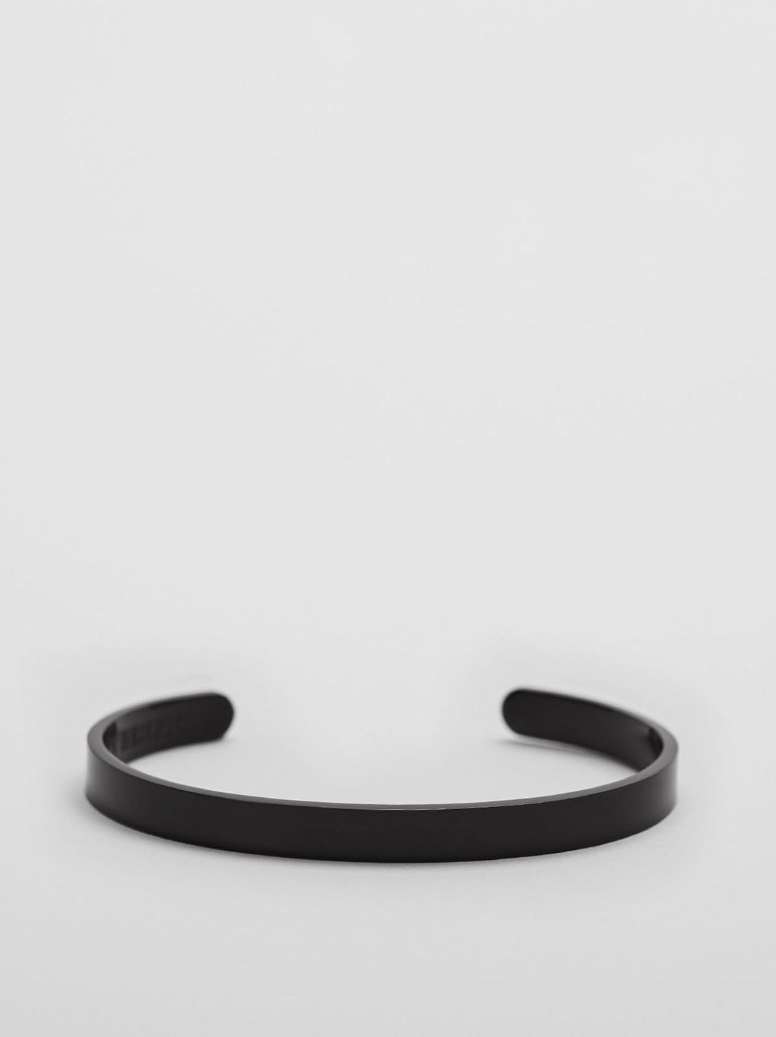 Herrarmband - Köp armband till herrar online | John Henric