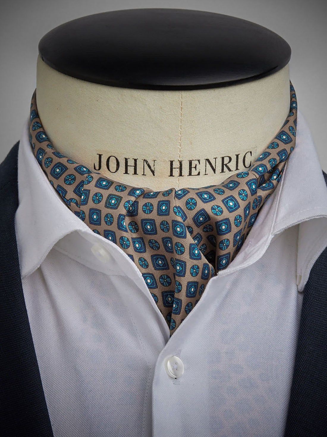 Men's Ascot Ties & Cravats - Buy Online | John Henric