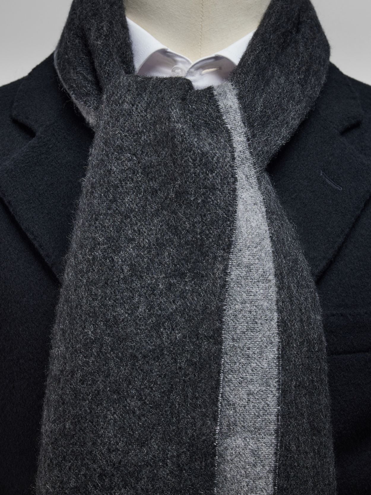 Wool Scarfs - Buy Men's Wool Scarfs Online | John Henric