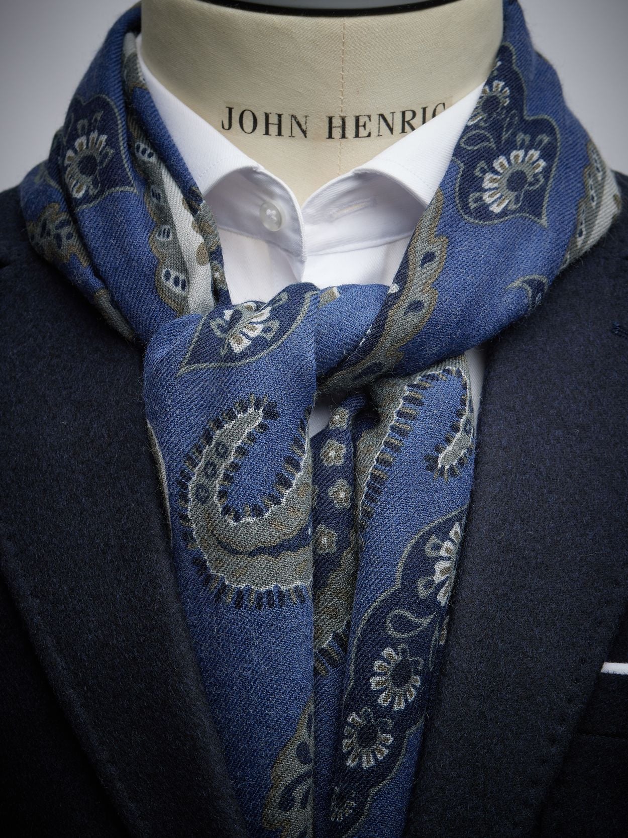 Men's Scarves | Silk Scarfs & Wool Scarfs | Fast Delivery | John Henric